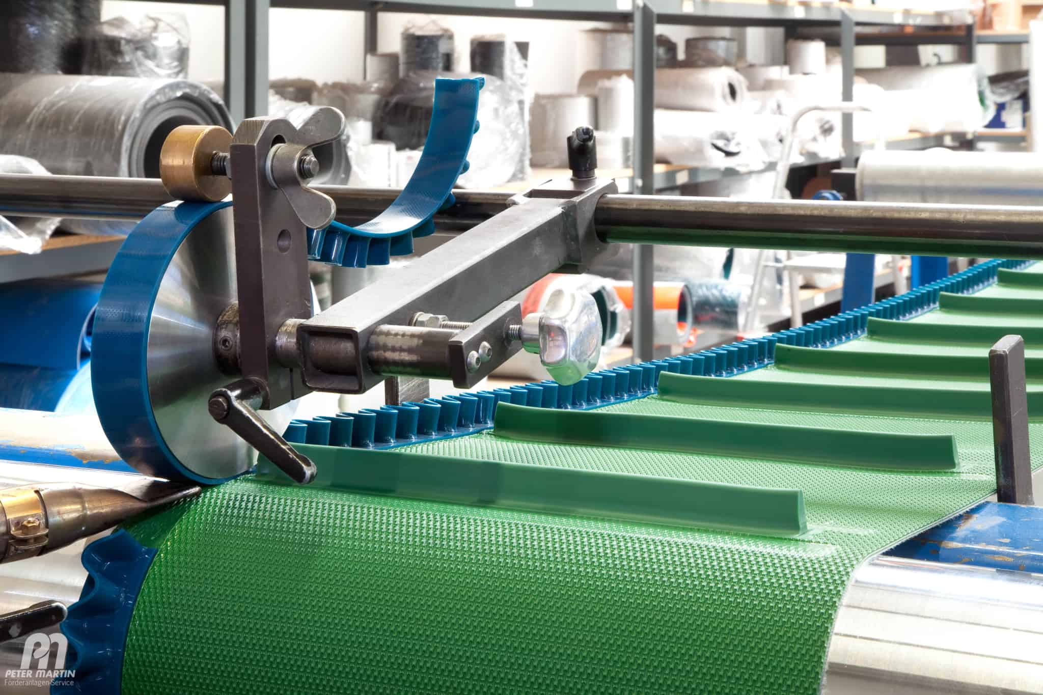 Plastic conveyor belts - Peter Martin Förderanlagen-Service